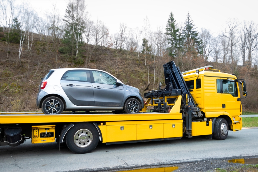 Tow Truck Accidents - Levar Law Injury & Accident Lawyers